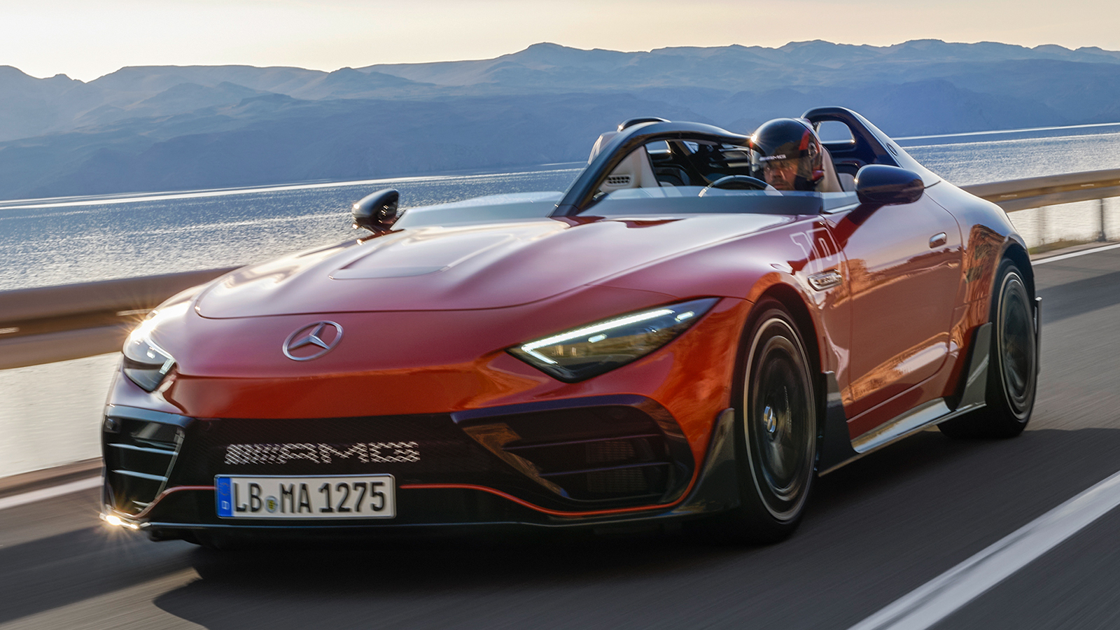 Η Mercedes-AMG PureSpeed ήρθε χωρίς οροφή αλλά με Halo - παρουσιαση